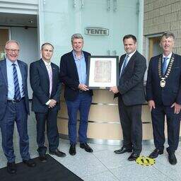 Minister Neale Richmond praises dynamic local businesses on visit to ...