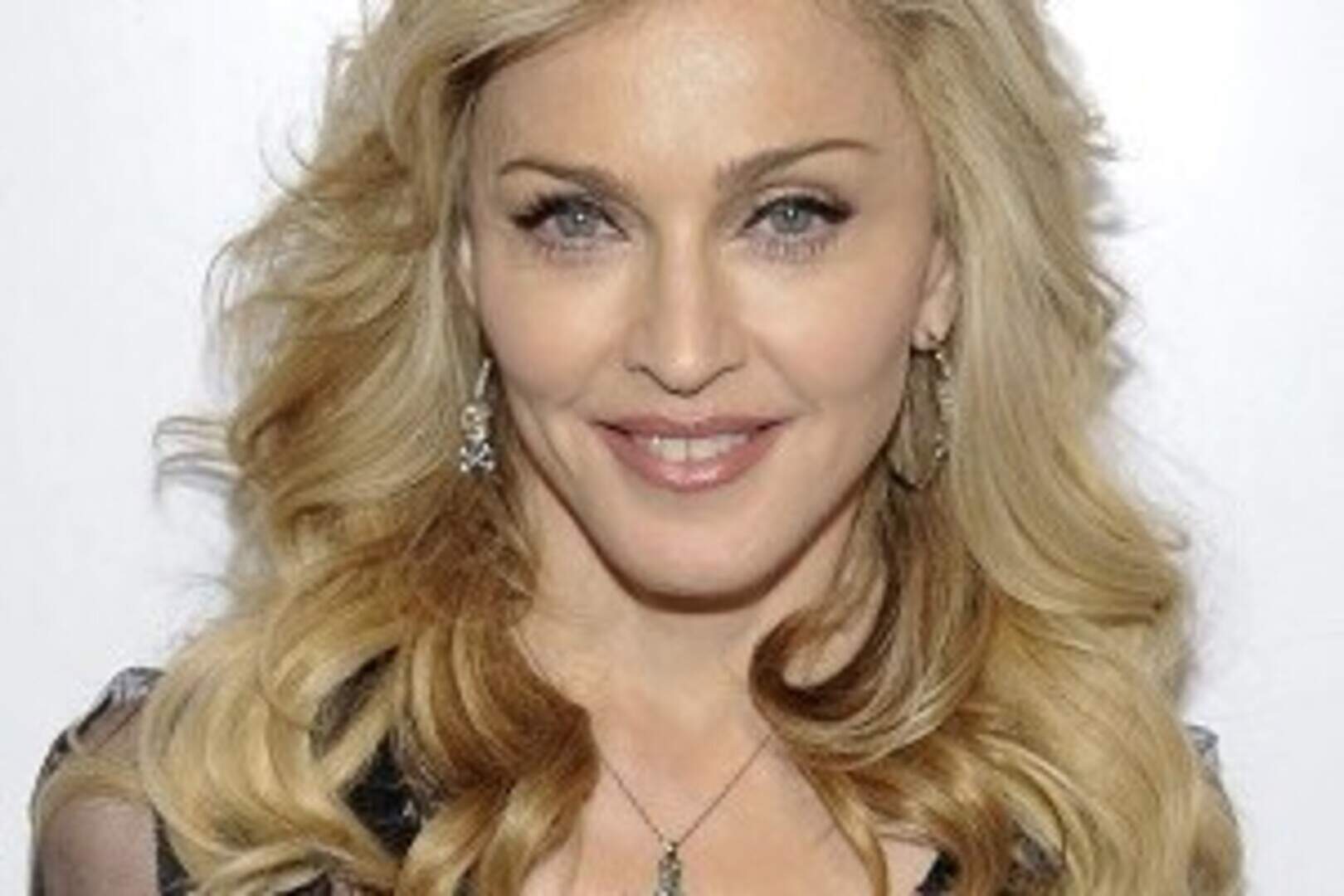 Madonna hails 'amazing' president | Irish Independent