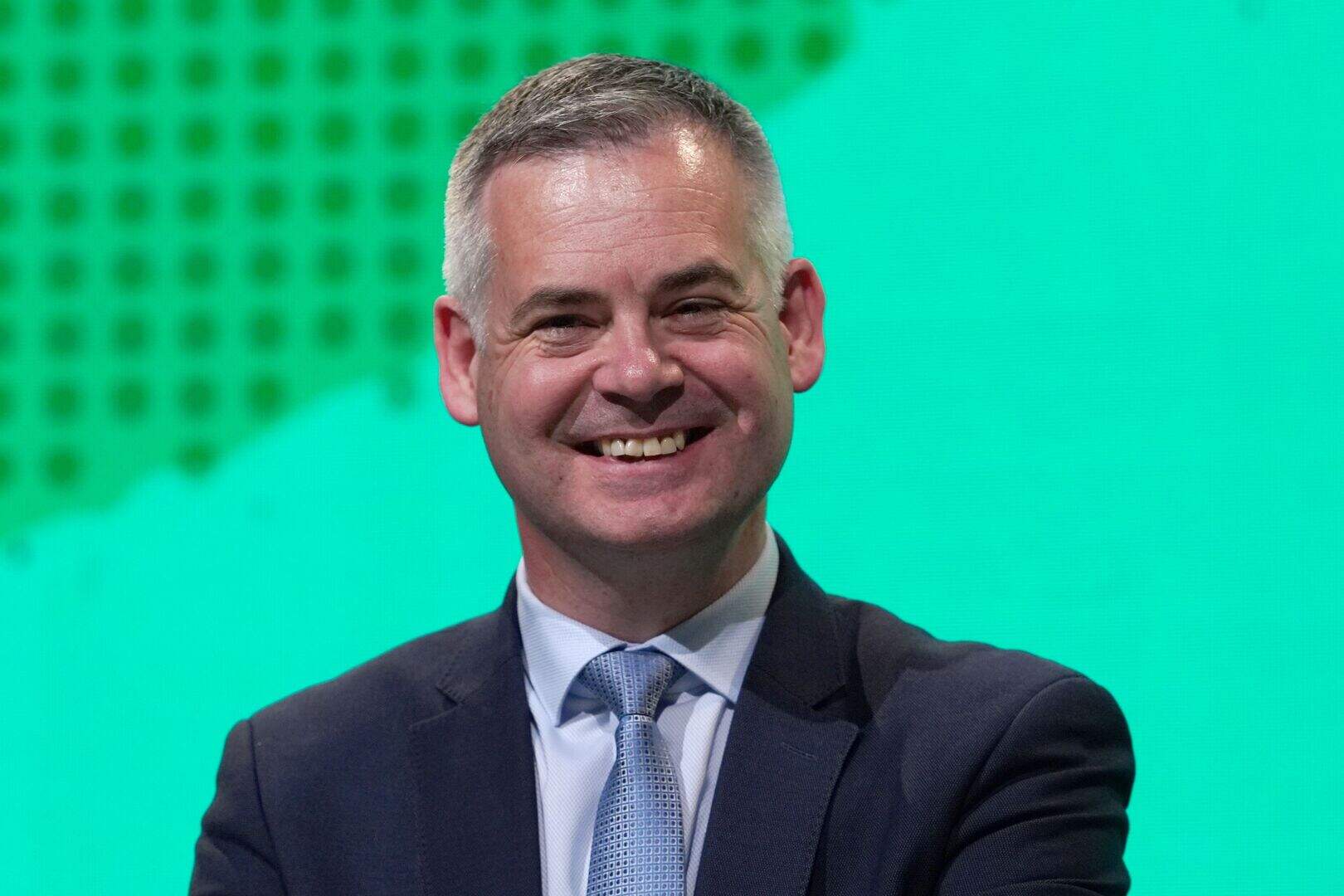 Sinn Féin calls for emergency mini‑budget to ease cost‑of‑living crisis ...