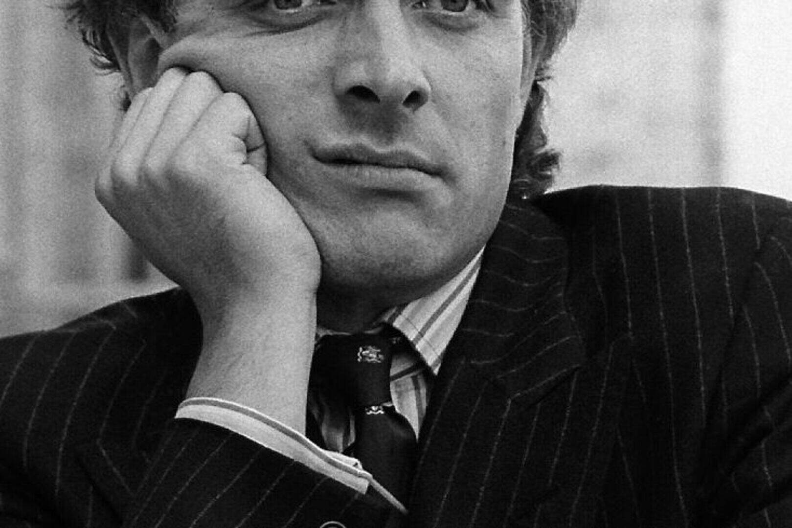Rik Mayall: The funny man who ripped up rulebook | Irish Independent