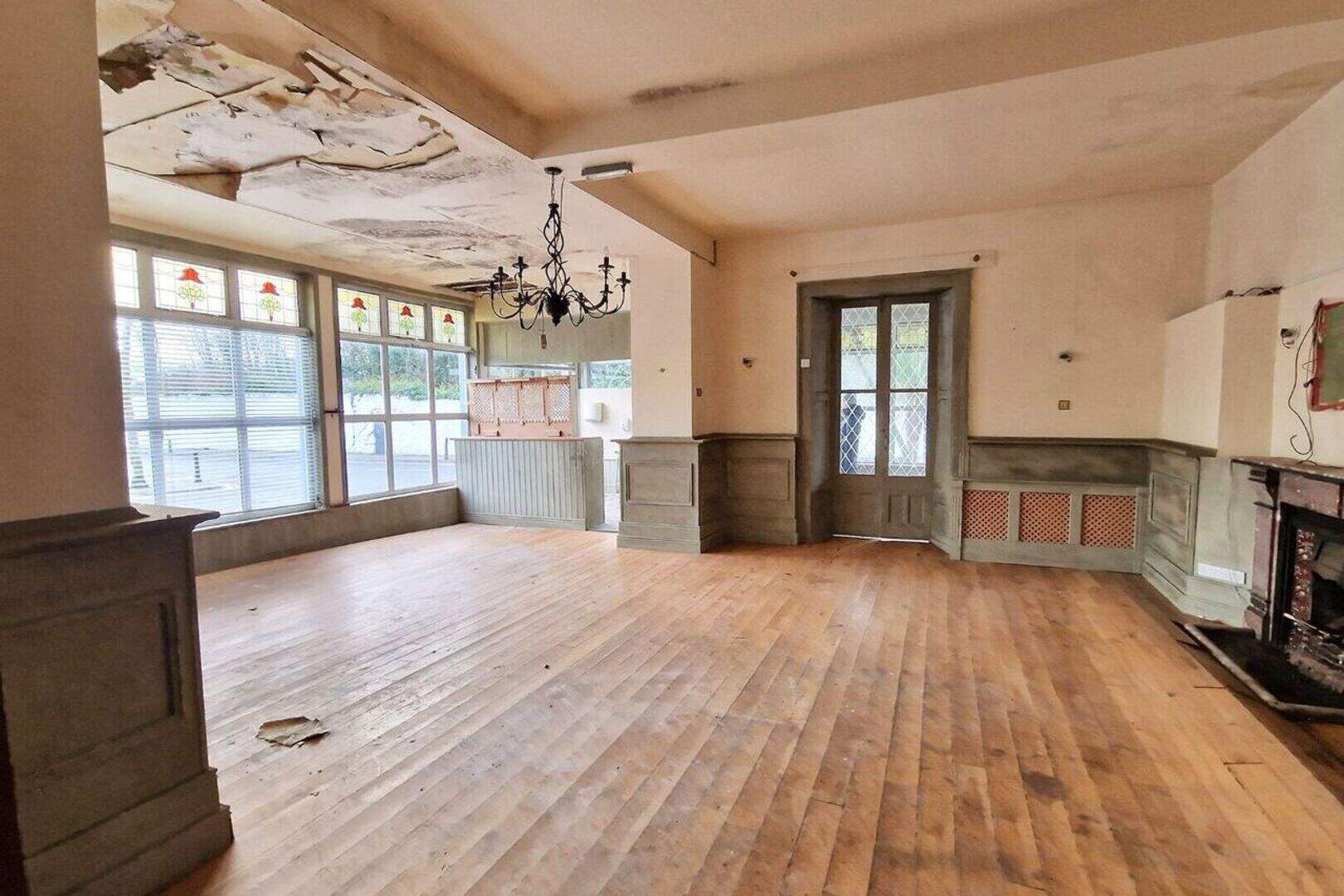 Plans to develop Clare hotel lying vacant for over 10 years into ...