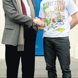Damien Duff has fund-raising skills down to a T-shirt | Irish Independent