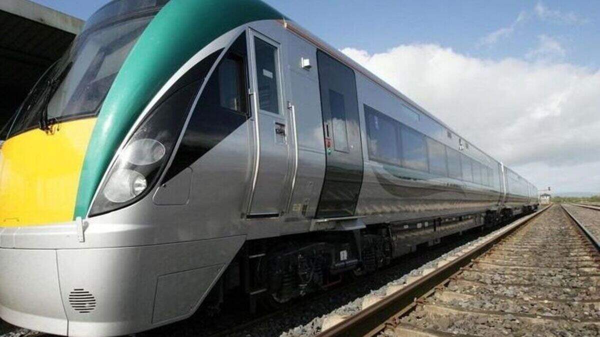 Overcrowding on Wexford–Dublin rail line is slammed | Irish Independent