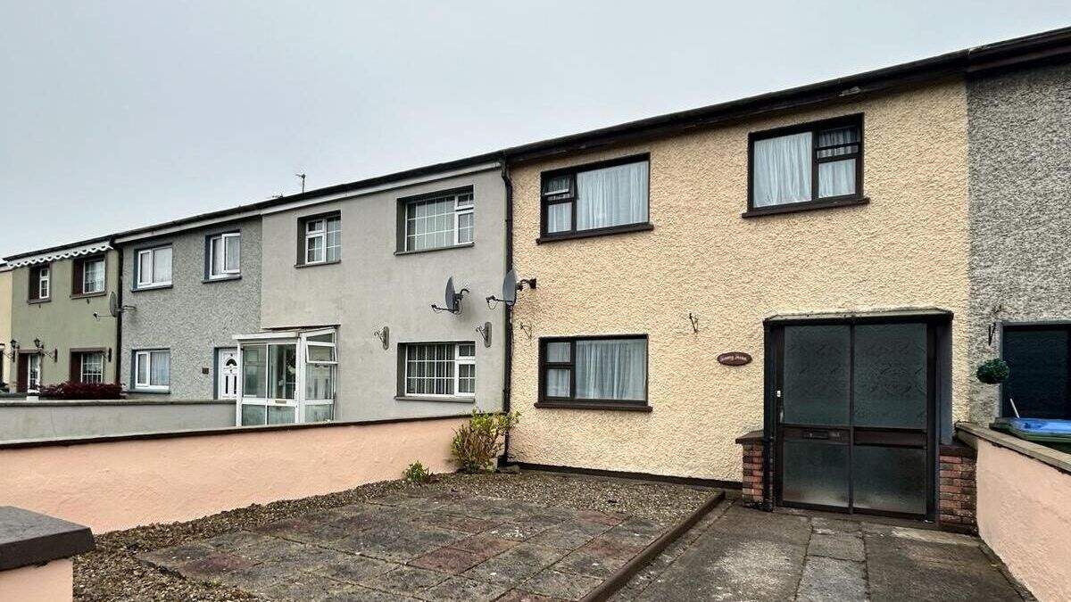 See inside ‘superb value’ Clare three-bed home for sale at less than € ...