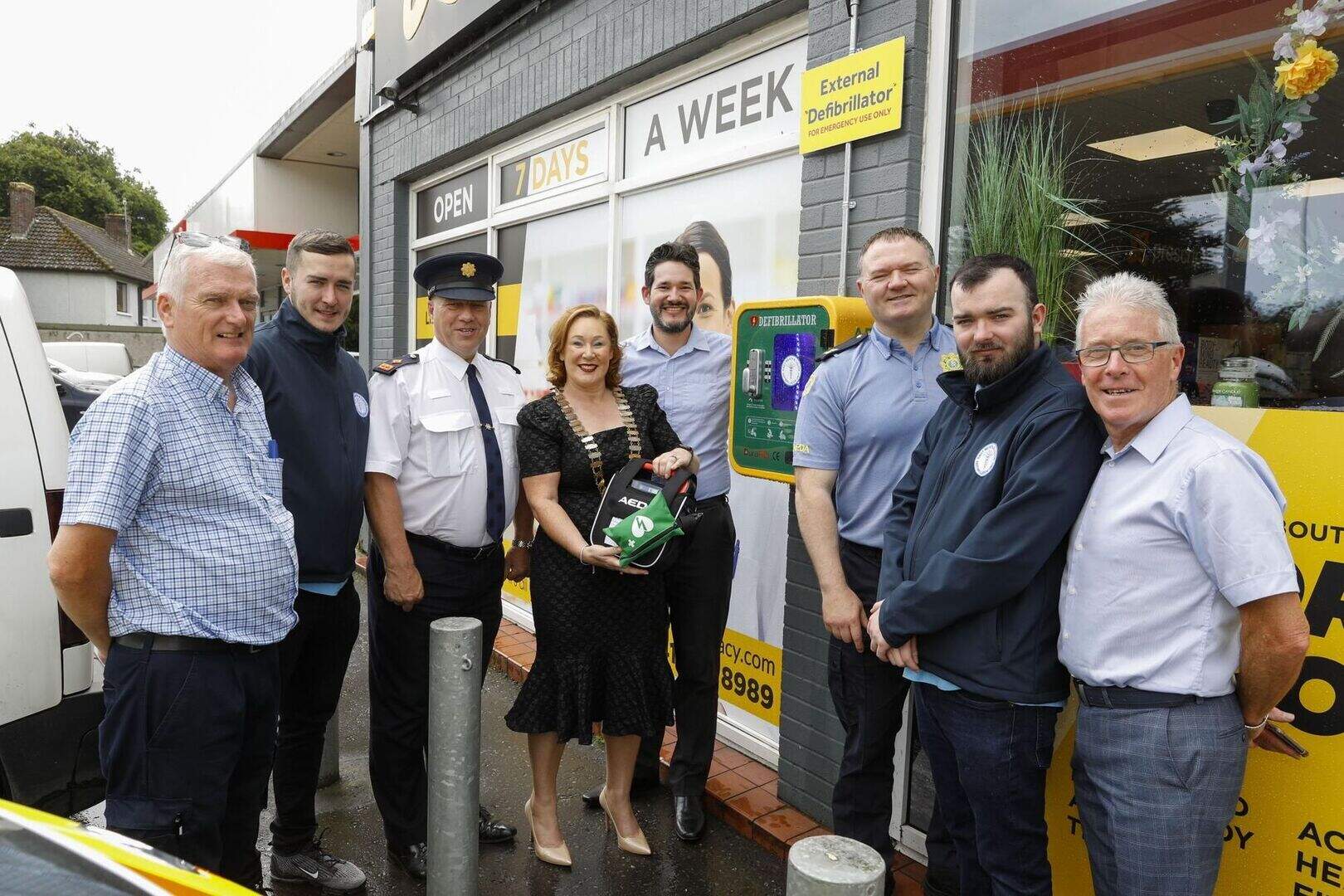 Drogheda Lions Club install four new defibrillators around the town ...