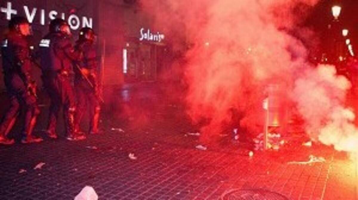 Barcelona celebrations turn violent | Irish Independent
