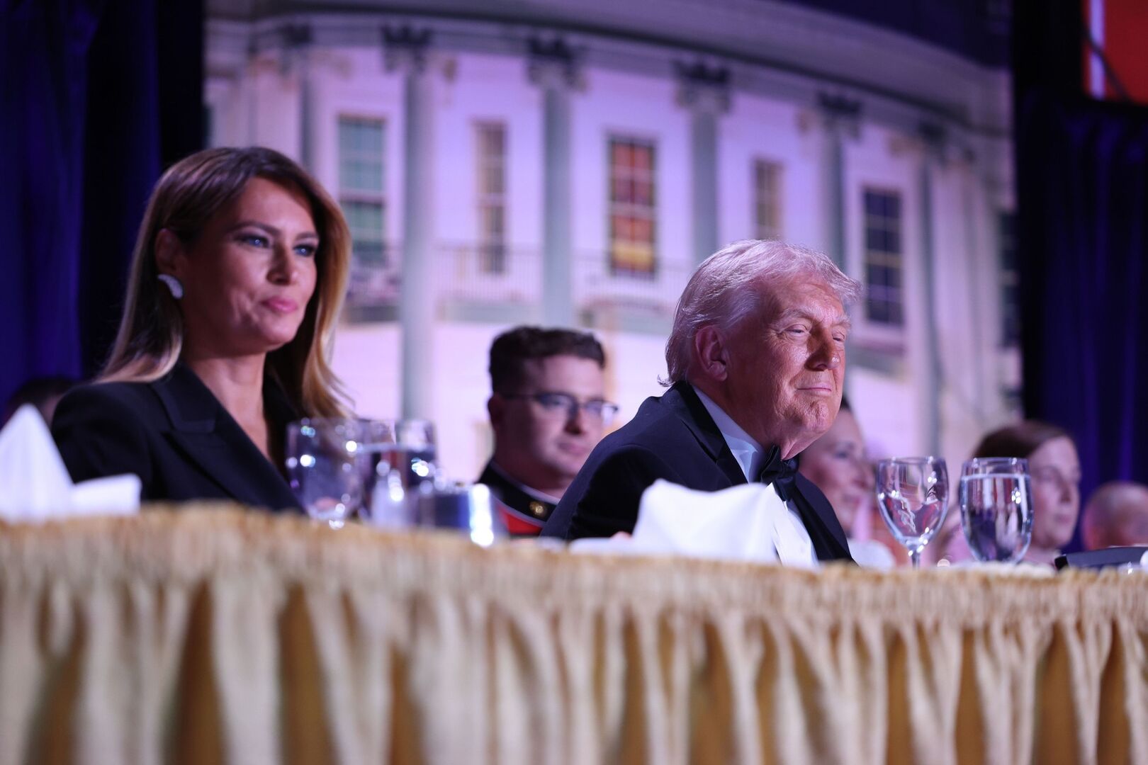 Thuds, an eerie silence, then chaos at Trump dinner with White House ...