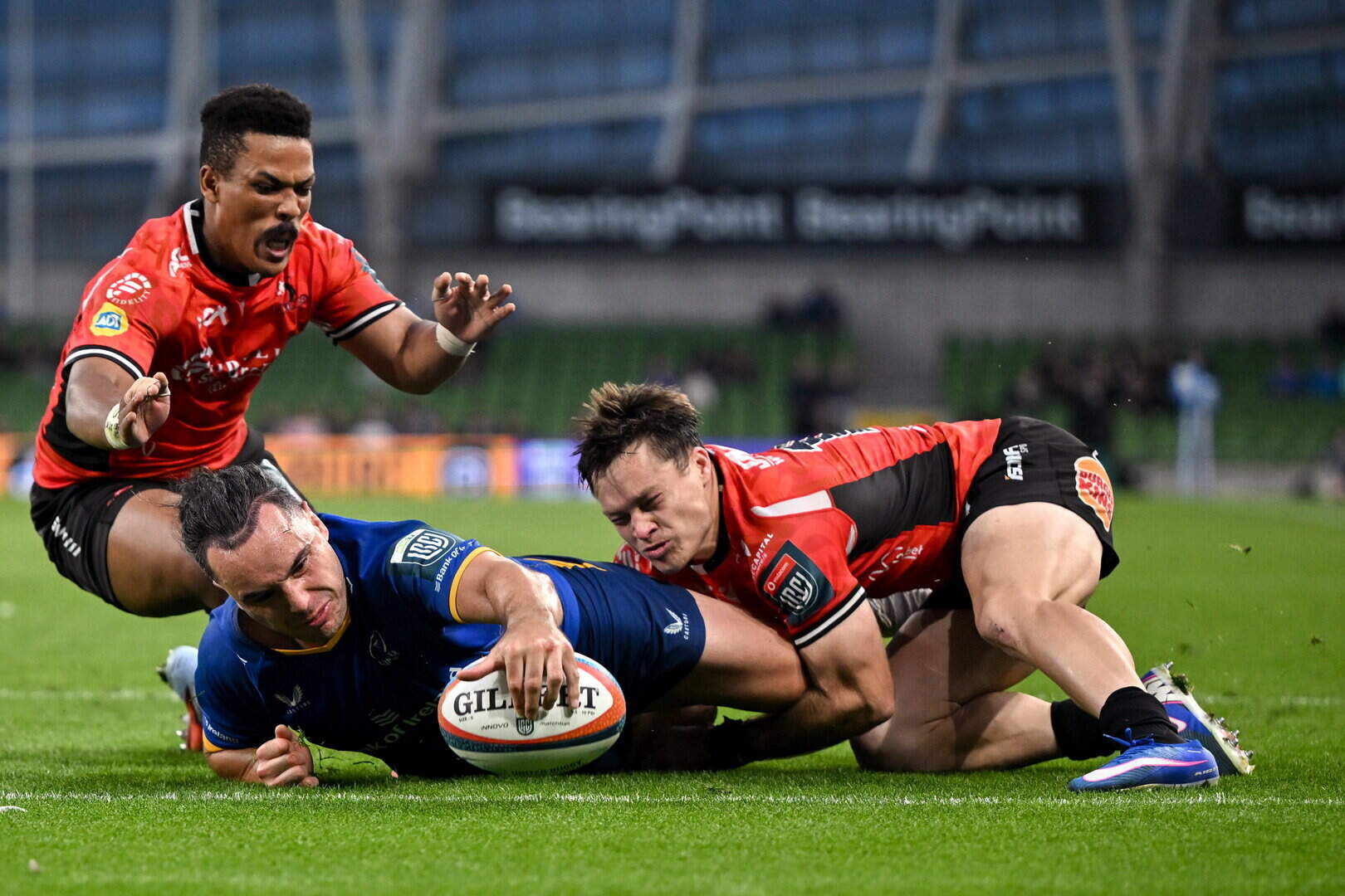 James Lowe shows he still has plenty to offer as he breaks Leinster’s ...