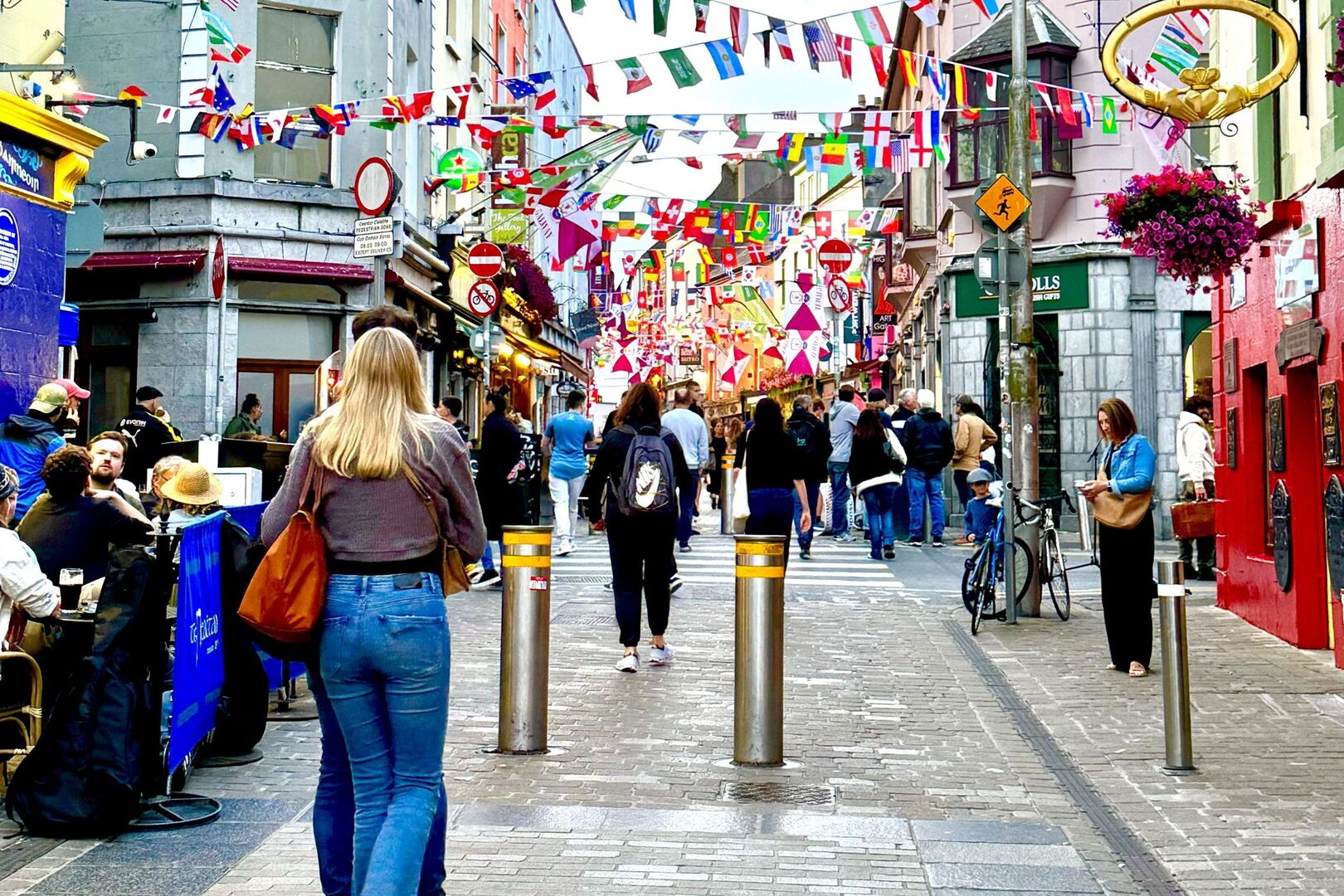 Irish services sector contracts for the first time in five years ...