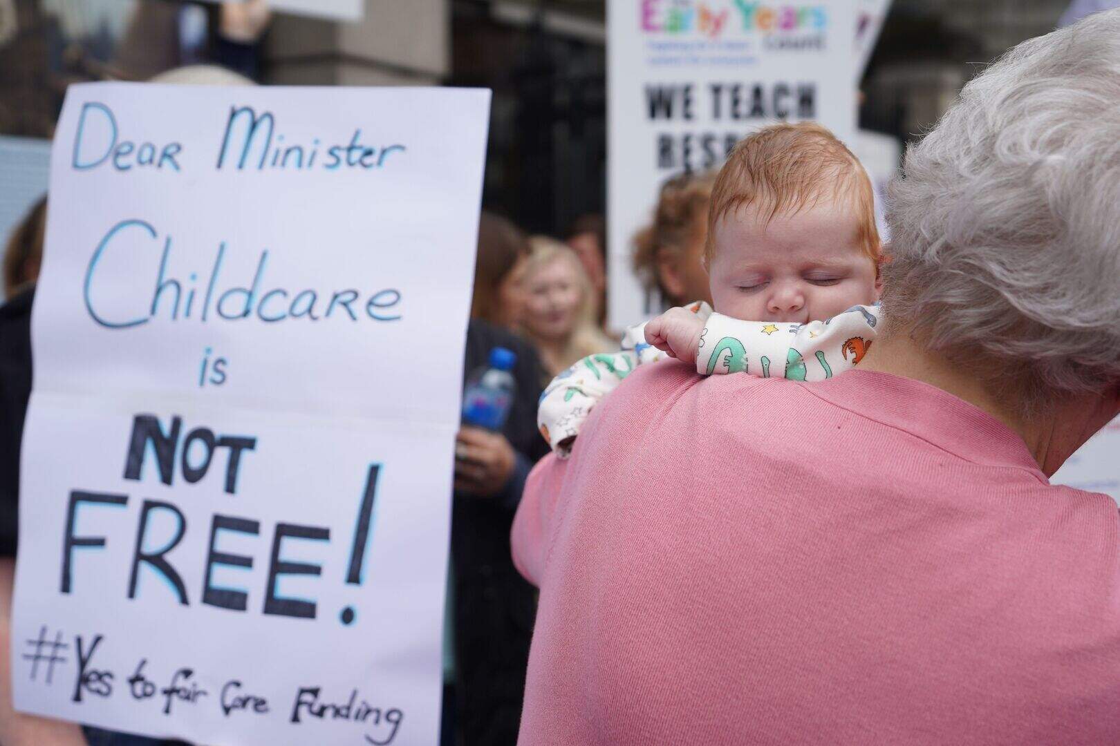 Childcare providers protest in Dublin over funding | Irish Independent