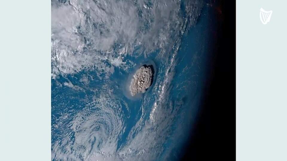 Watch: The moment of Tonga underwater volcanic eruption as seen from ...