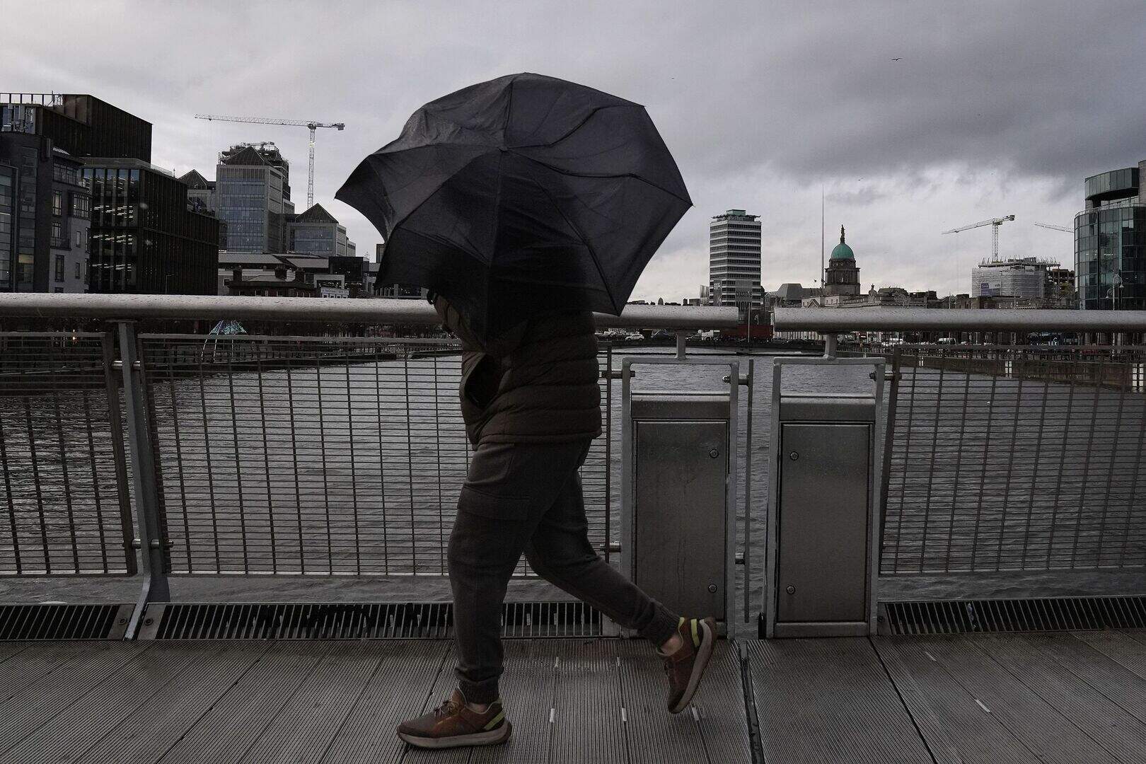 Ireland weather: Met Éireann forecast snow to fall in places, with rain ...