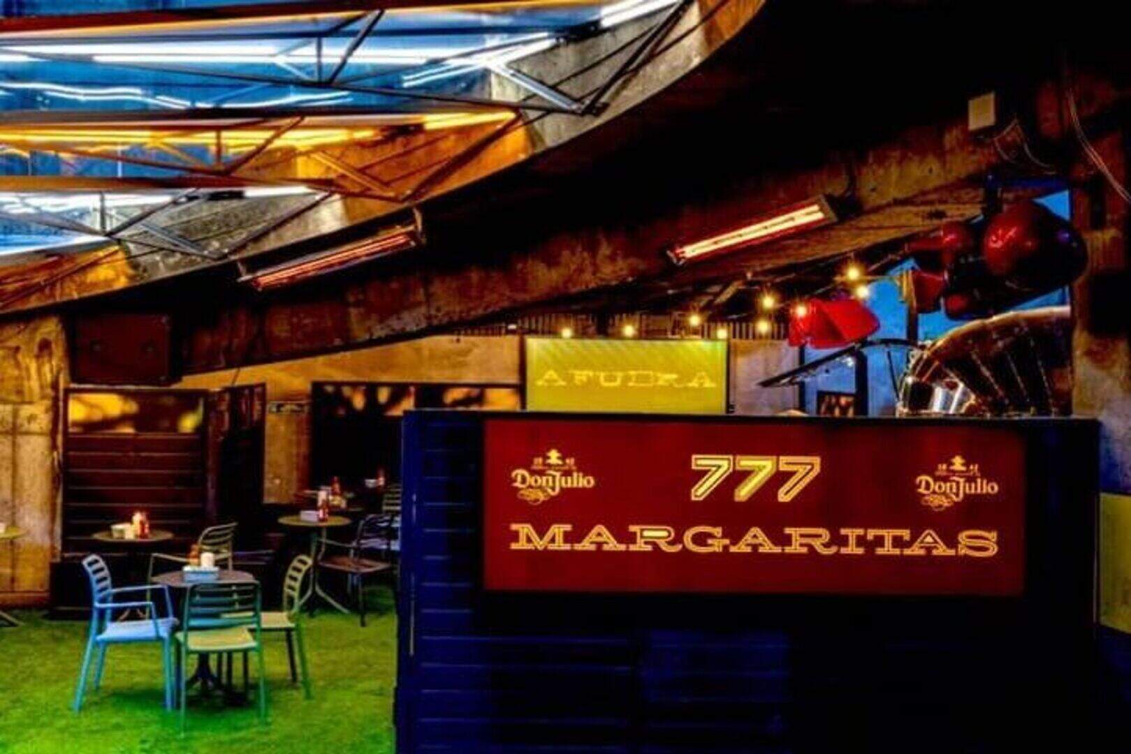 Restaurant review: No rose-tinted glasses required at 777 for this ...