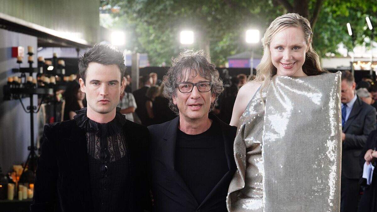 Neil Gaiman reveals he spent last 30 years preventing Sandman ...
