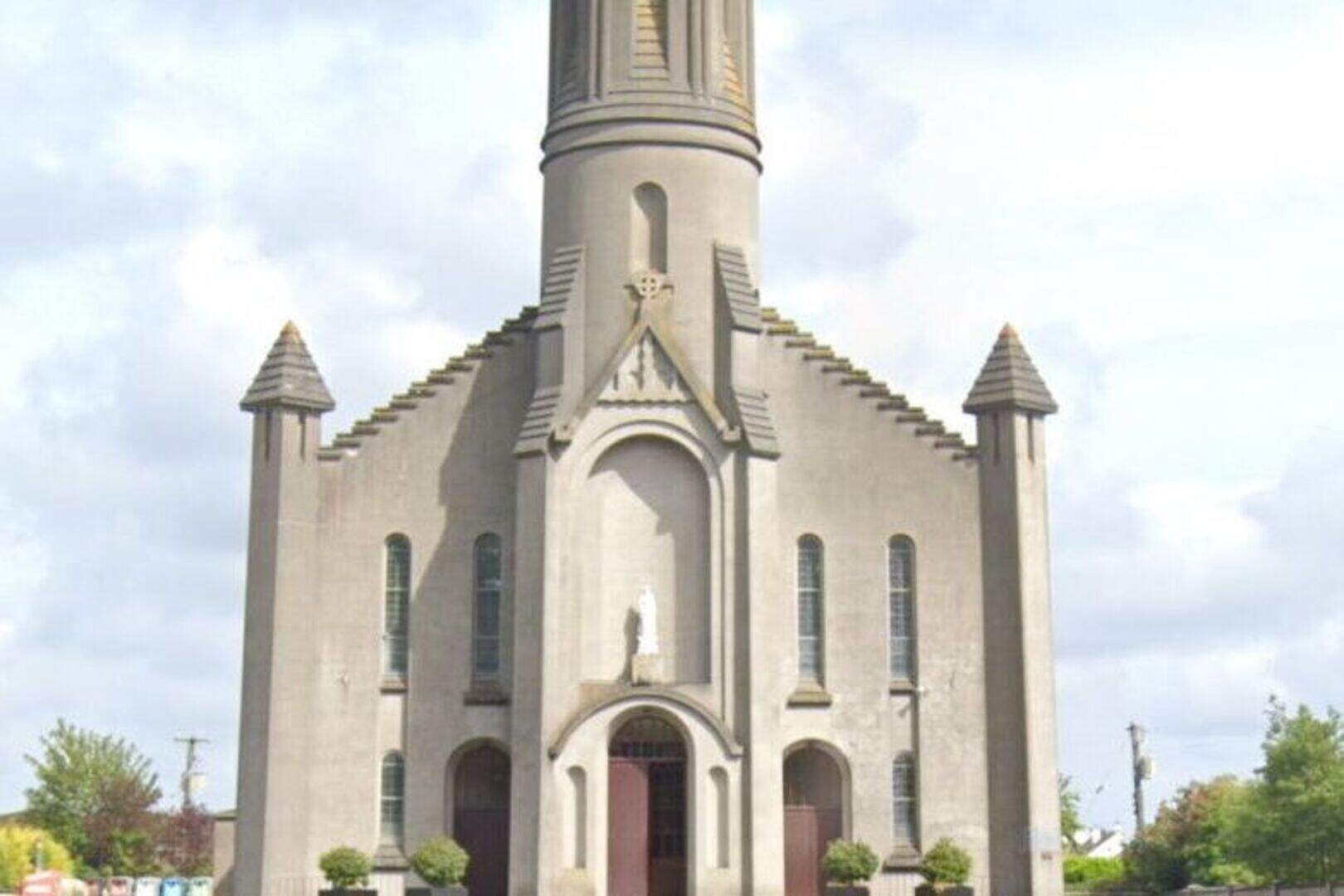 Kildare church forced to close its doors after spire damaged during ...