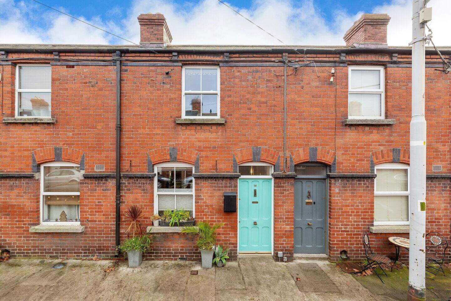 A lesson in maximising space in a terraced Stoneybatter two-bed home ...