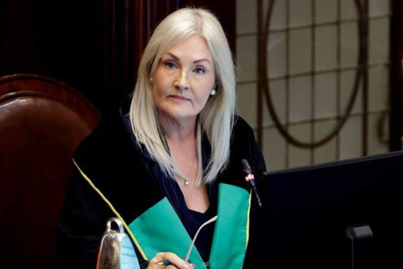 ‘I uphold my vow without fear or favour’ – Ceann Comhairle Verona ...