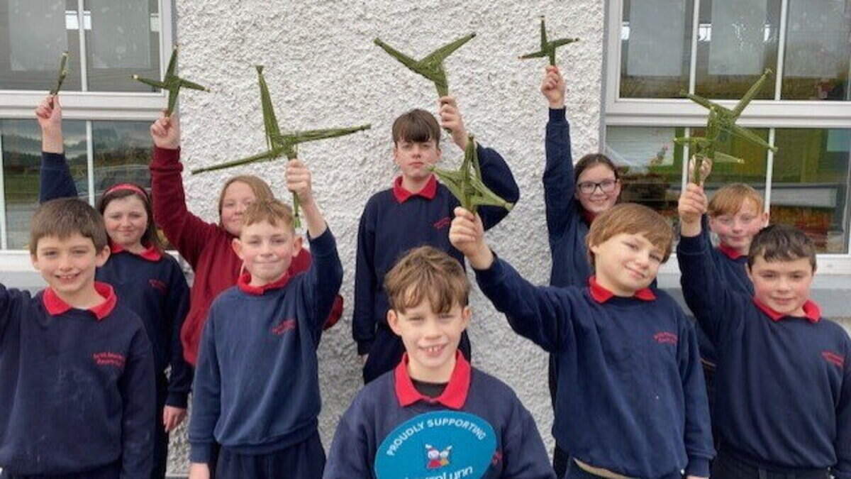 25 pupils make 300 St Brigid’s Day crosses to raise money for Laura ...
