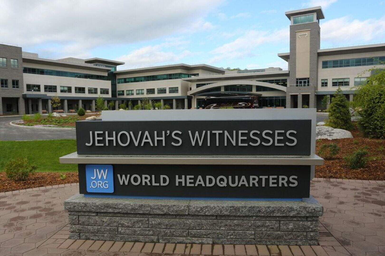 Jehovah’s Witnesses’ Irish asset management firm not authorised ...
