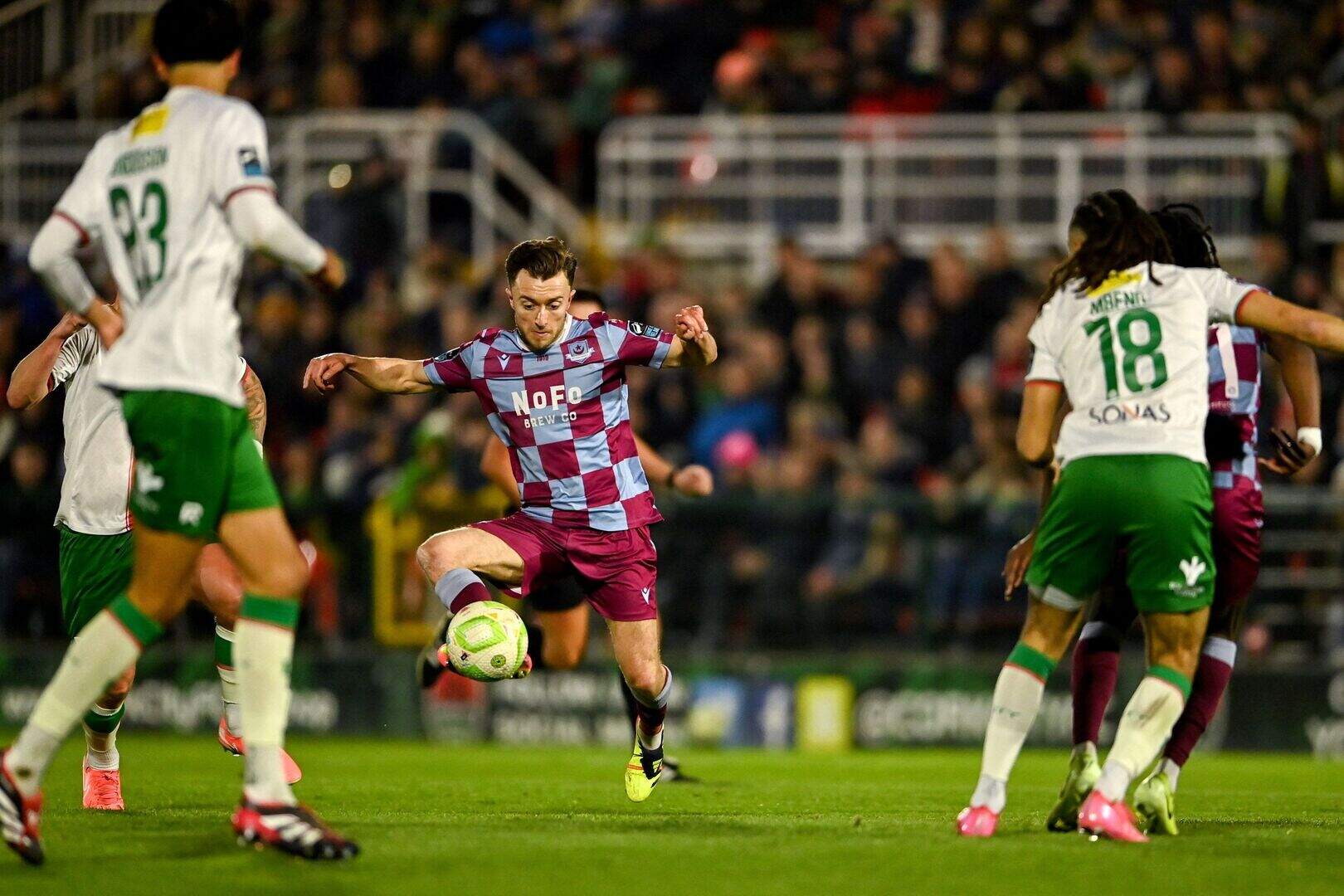 Black cat is bad luck for Drogheda United as Doherty v Clancy battle ...