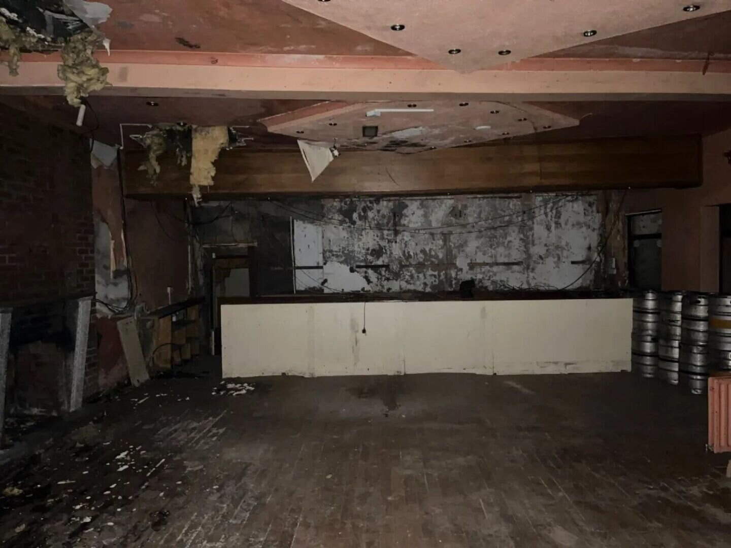 Wexford pub vacant for years sells for €101,000 | Irish Independent