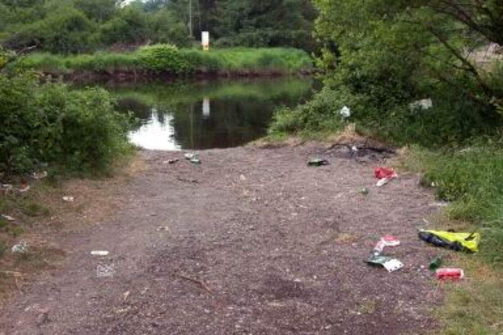 Emergency workers at drowning tragedy abused by drunk revellers ...