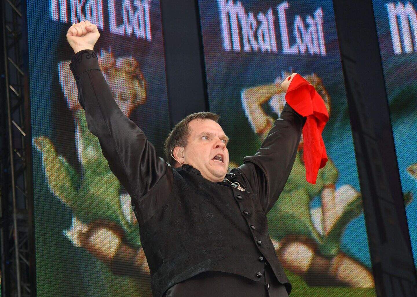 Singer Meat Loaf dies aged 74 | Irish Independent
