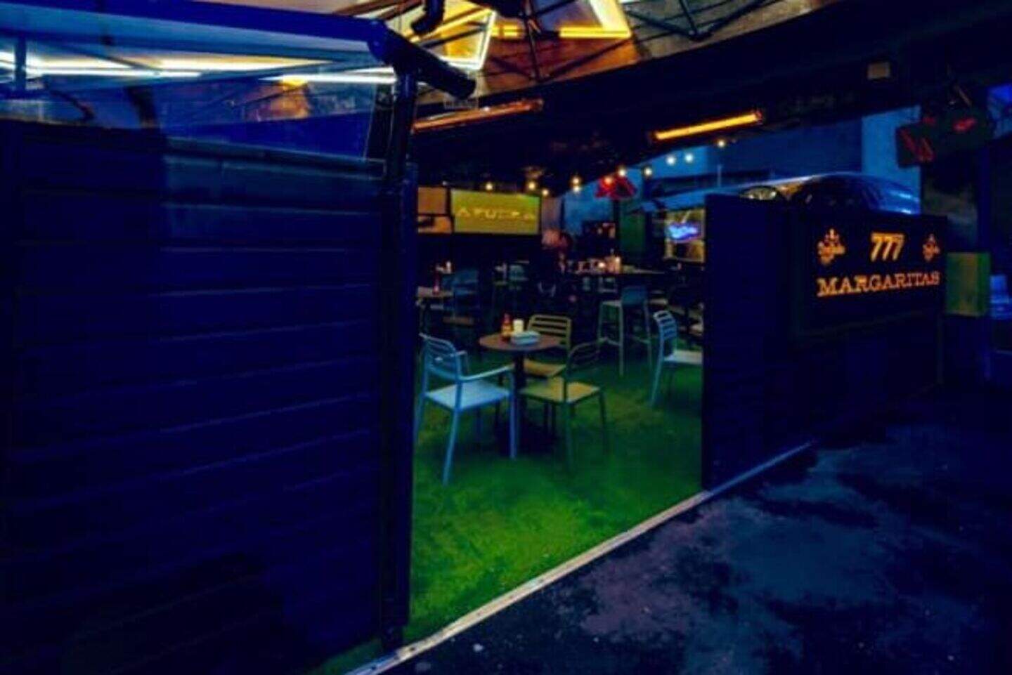 Restaurant review: No rose-tinted glasses required at 777 for this ...