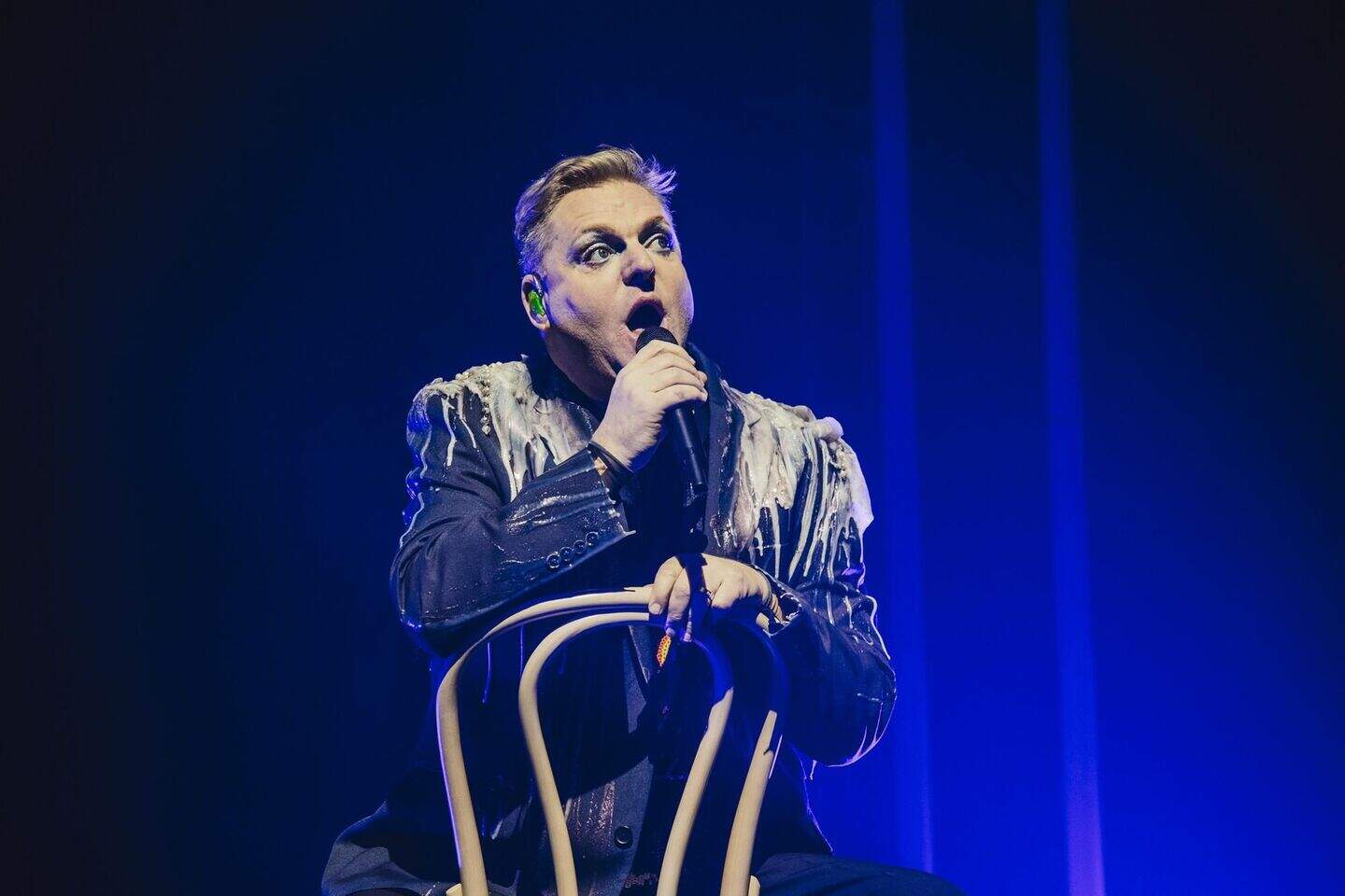 Forever Young: Erasure star Andy Bell relives ’80s with live band at ...