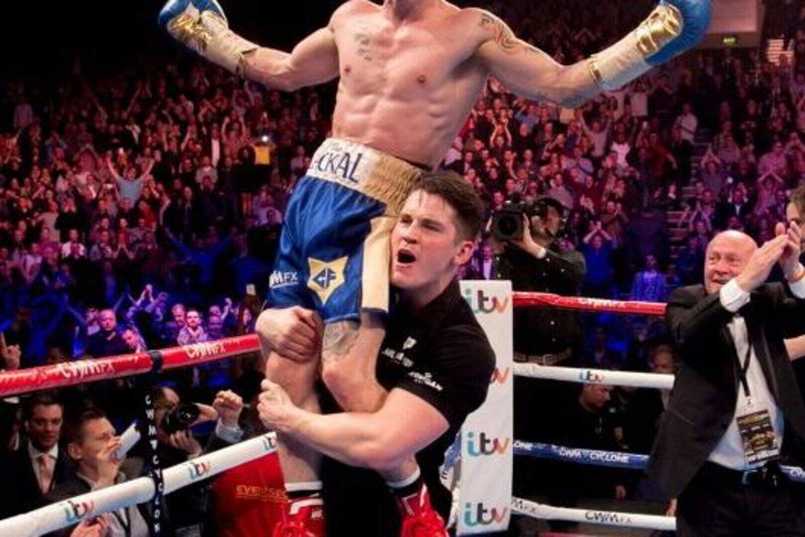 GIF: Watch how Carl Frampton defended his IBF world title with fifth ...