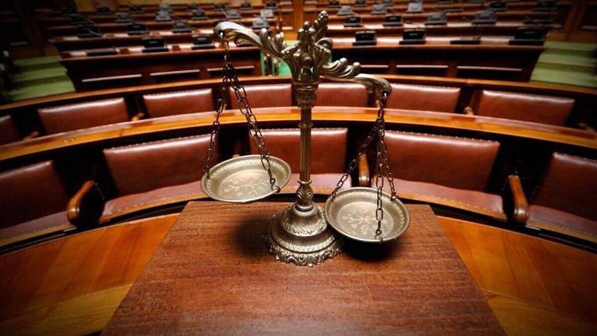 Omicron presses pause on criminal trials amid juror hesitancy concerns ...