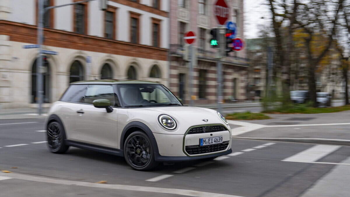 Mini gets makeover as it launches stylish Paul Smith Edition | Irish ...