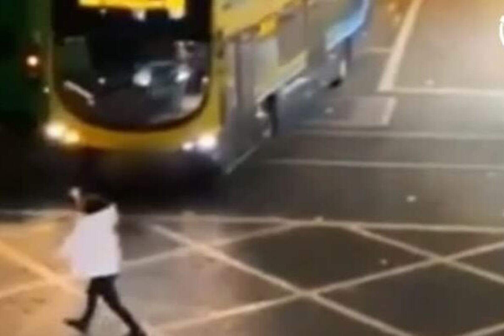 Man gets clipped by bus while dancing on Dublin road | Irish Independent