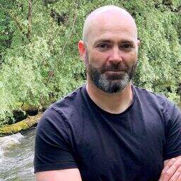The Queen of Dirt Island by Donal Ryan: A celebration of love and ...