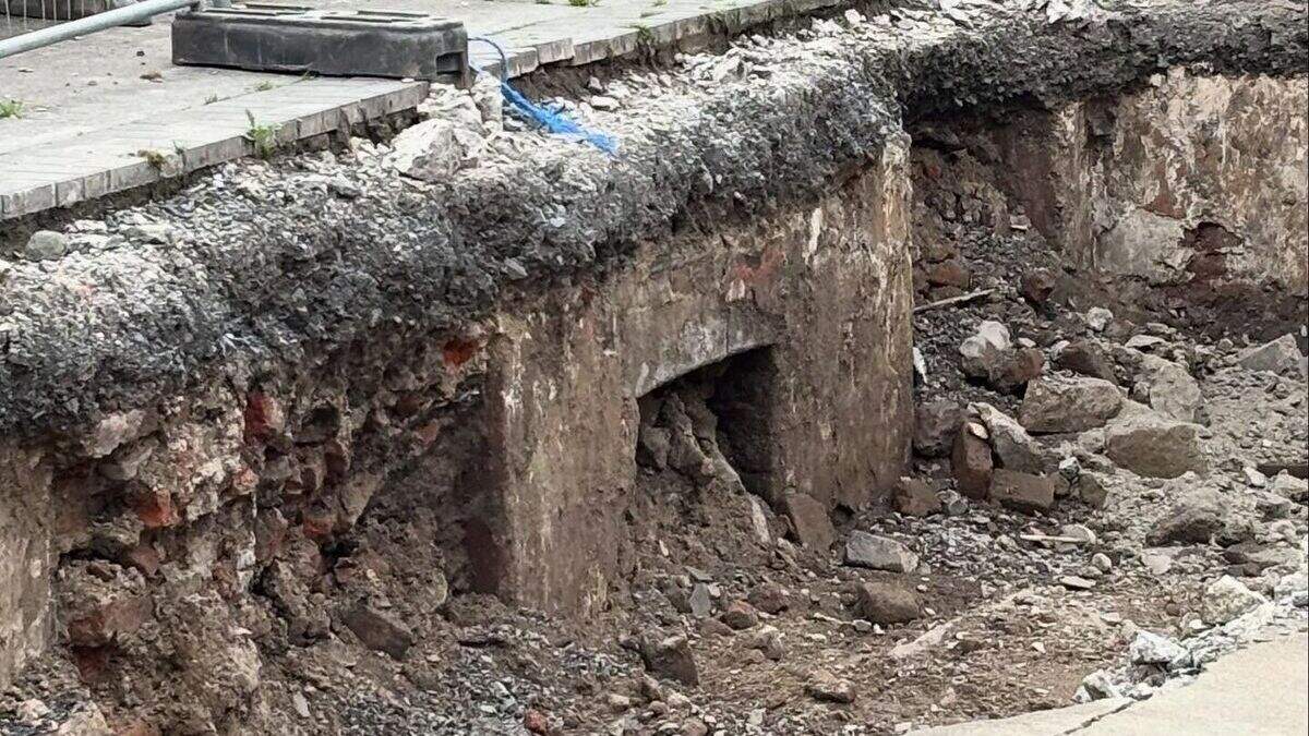 Basements of former Georgian houses uncovered during roadworks in ...