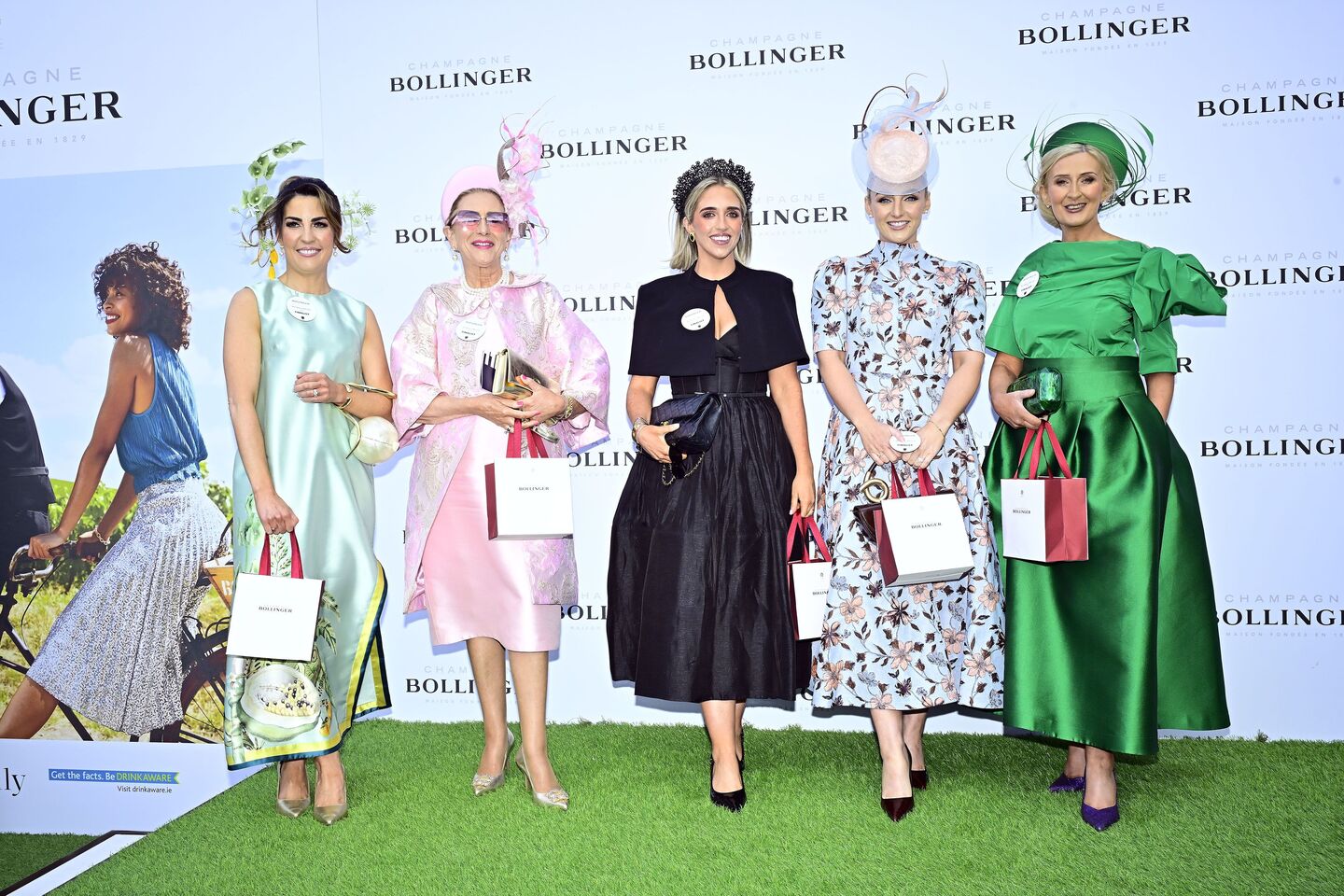 Fashionistas and racing fans brave chilly temperatures at Punchestown ...