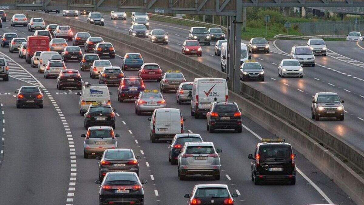 Dublin traffic: M50 northbound closed following major collision during ...