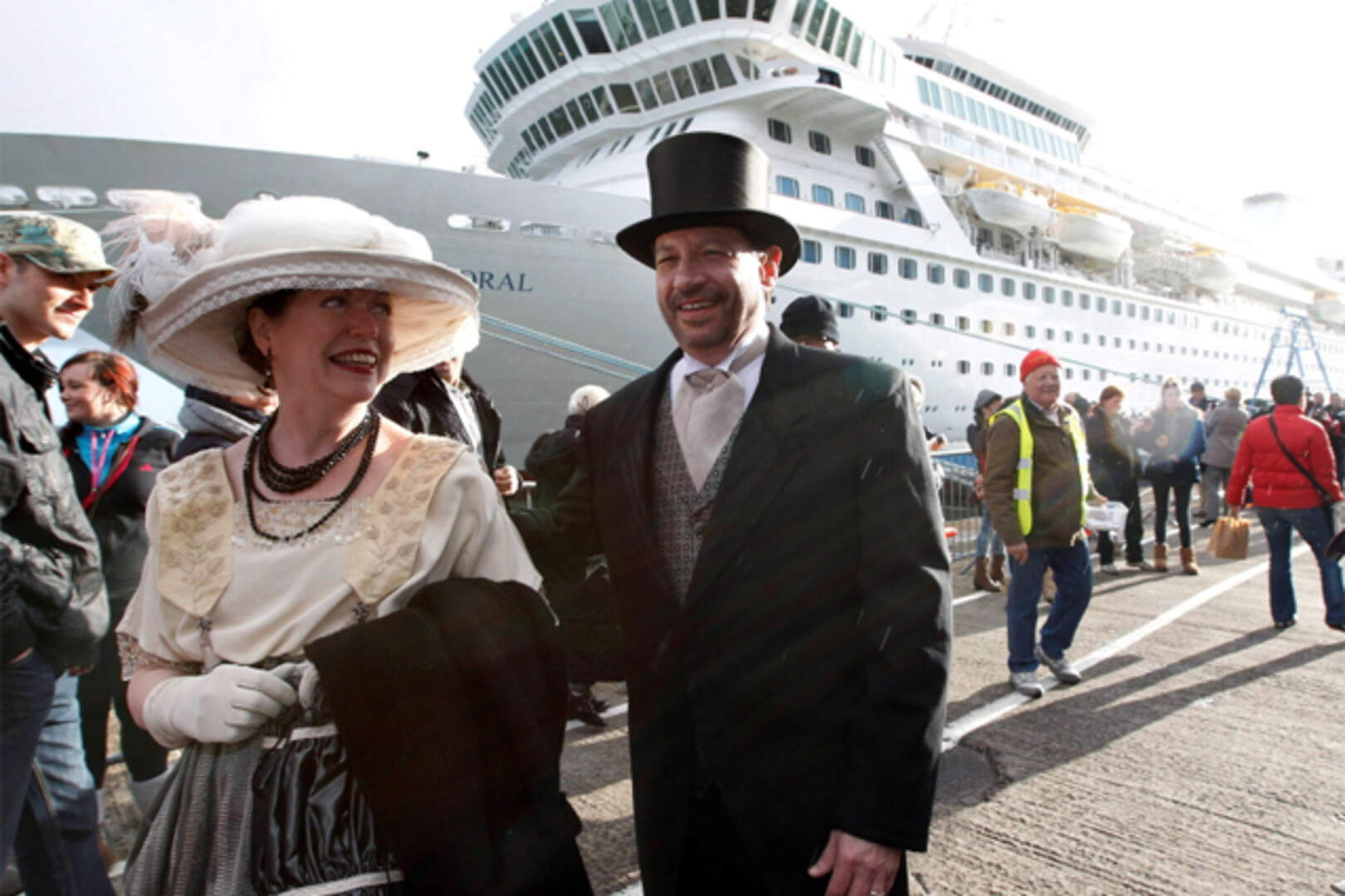 Video: Time turns back as memorial voyage reaches historic start ...