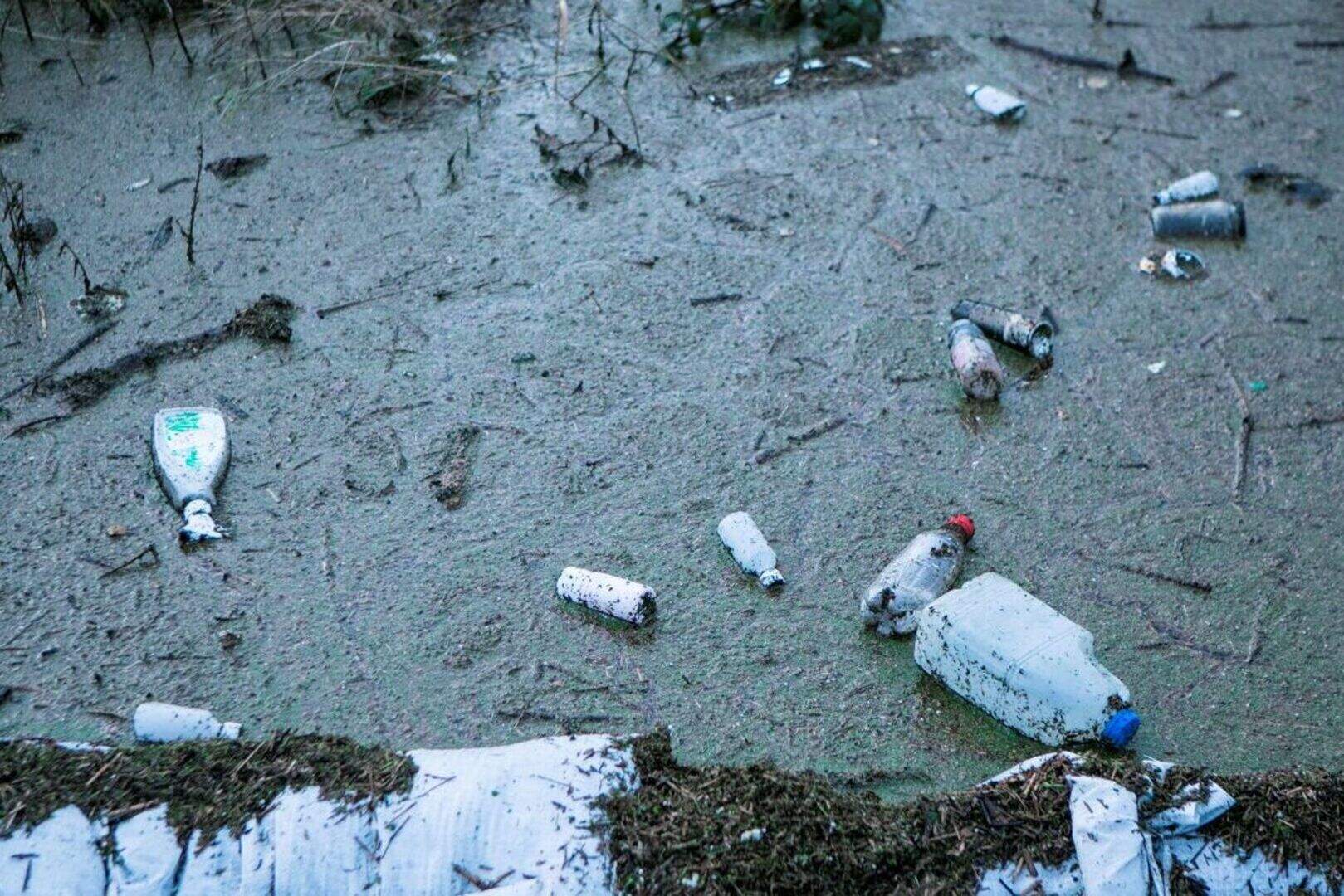 Thousands of litres of raw sewage pour onto the streets of Athlone as ...
