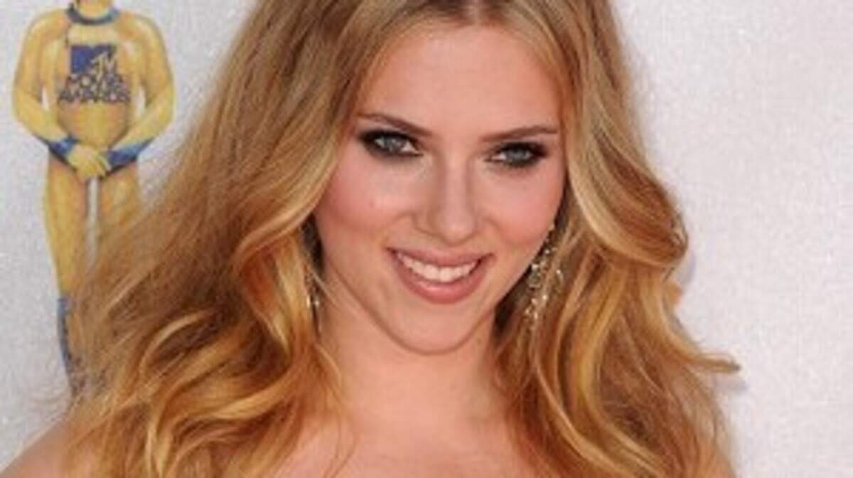Johansson opens up about divorce | Irish Independent