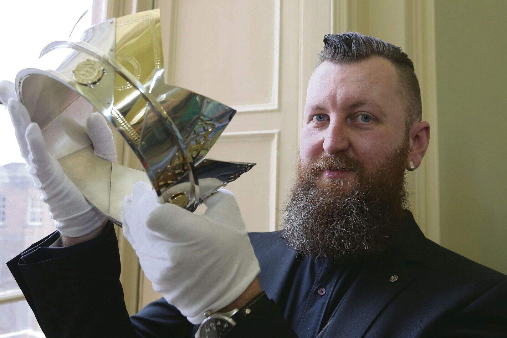 Brian Boru descendant to enlist Pope's help in finding High King's ...