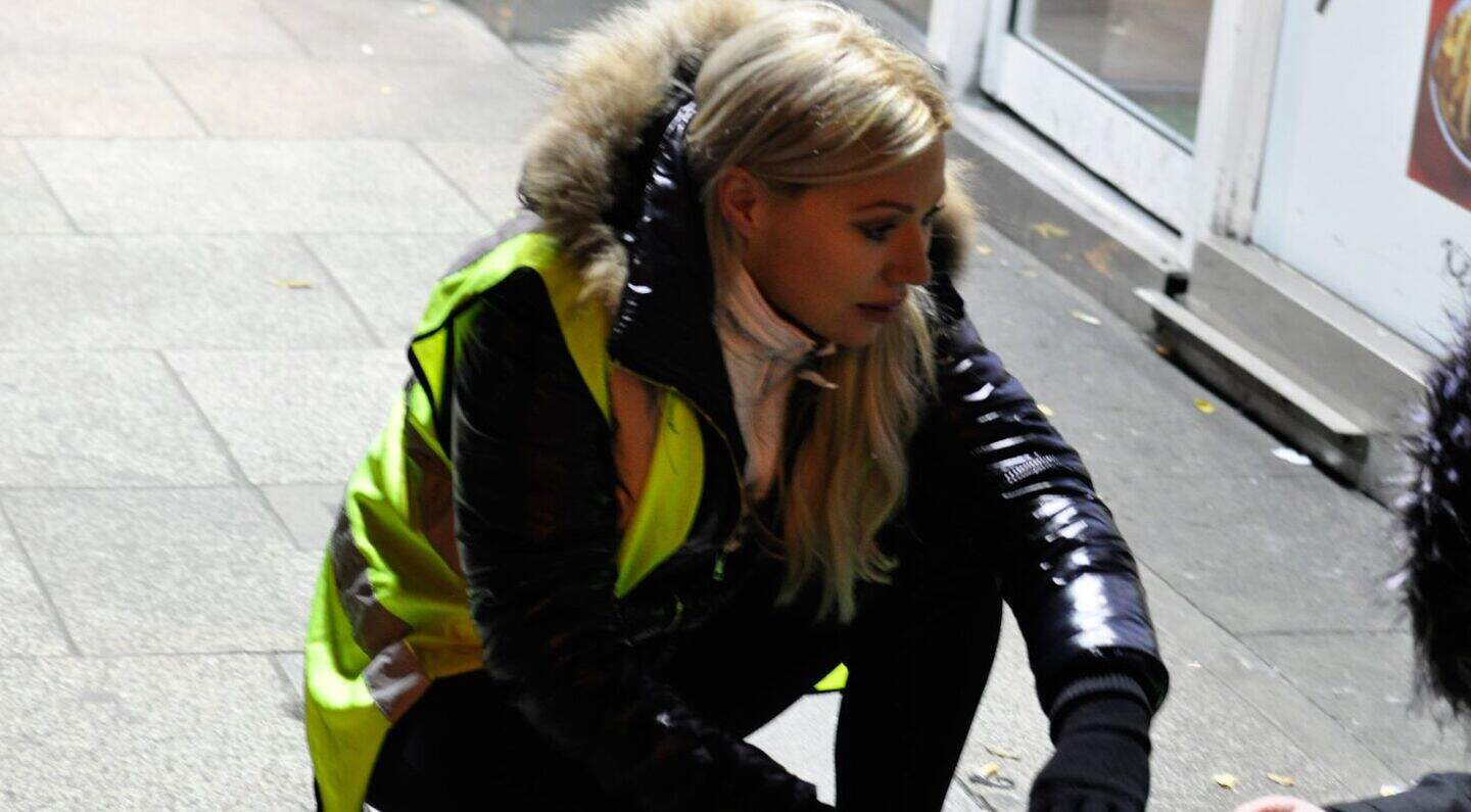 Woman raises almost €4K to buy hundreds of sleeping bags for the ...