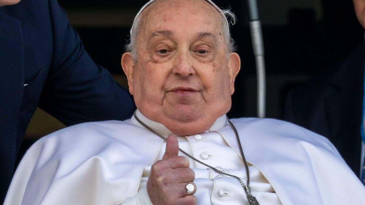 Pope expected to keep a low profile as he recovers in his Vatican home ...