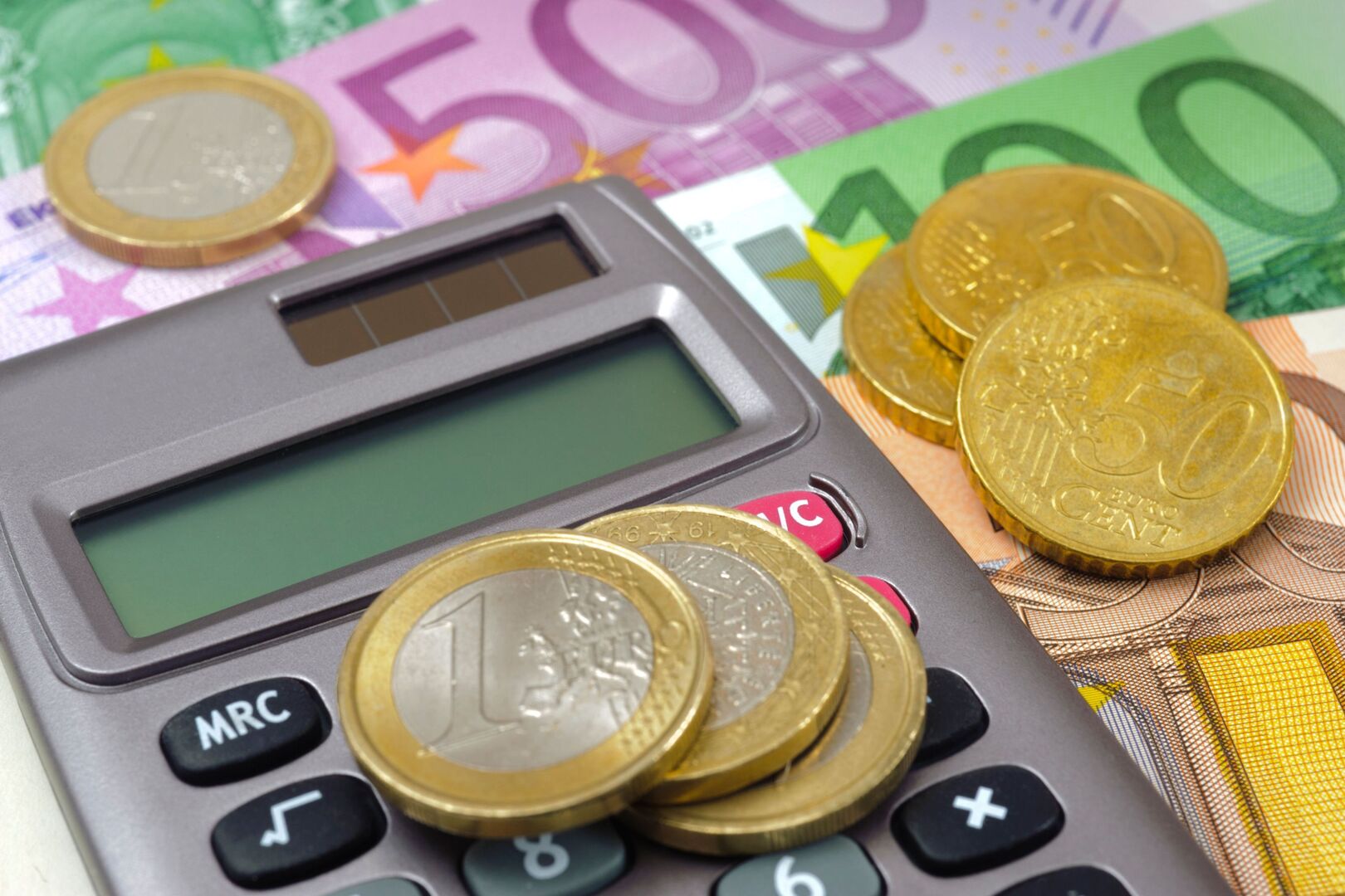 Bank of Ireland raises rate on savings account in move seen as response ...