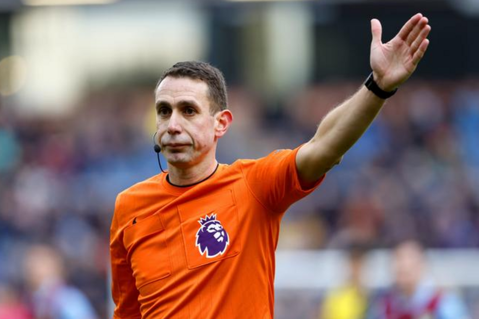 ‘I think it’d be really difficult for him’ – Howard Webb thinks it’s ...