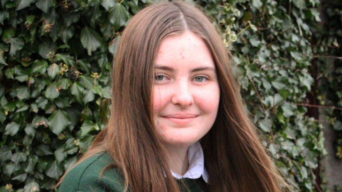 Lauren beats of stiff competition to name FCJ time capsule | Irish ...