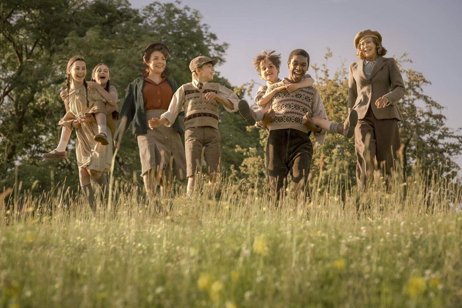 A train-trip down memory lane with The Railway Children Return | Irish ...
