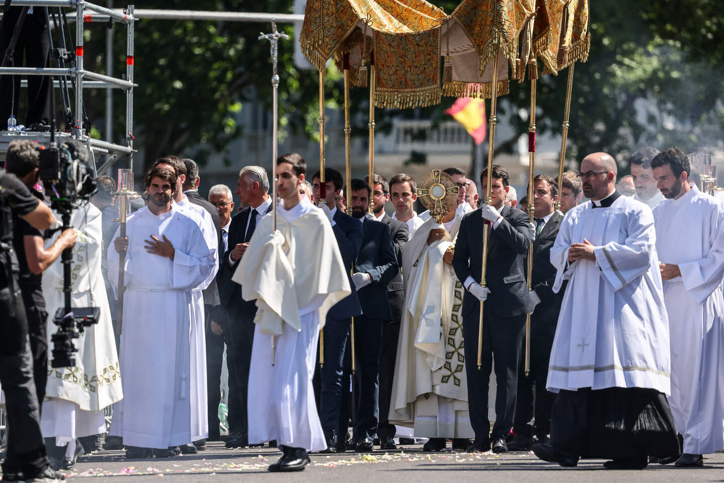 More than one million people gather in Madrid for Pope’s Mass and ...