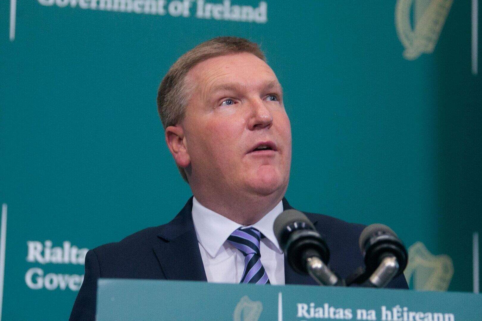 How over 150,000 public sector staff to work fewer hours under €180m ...