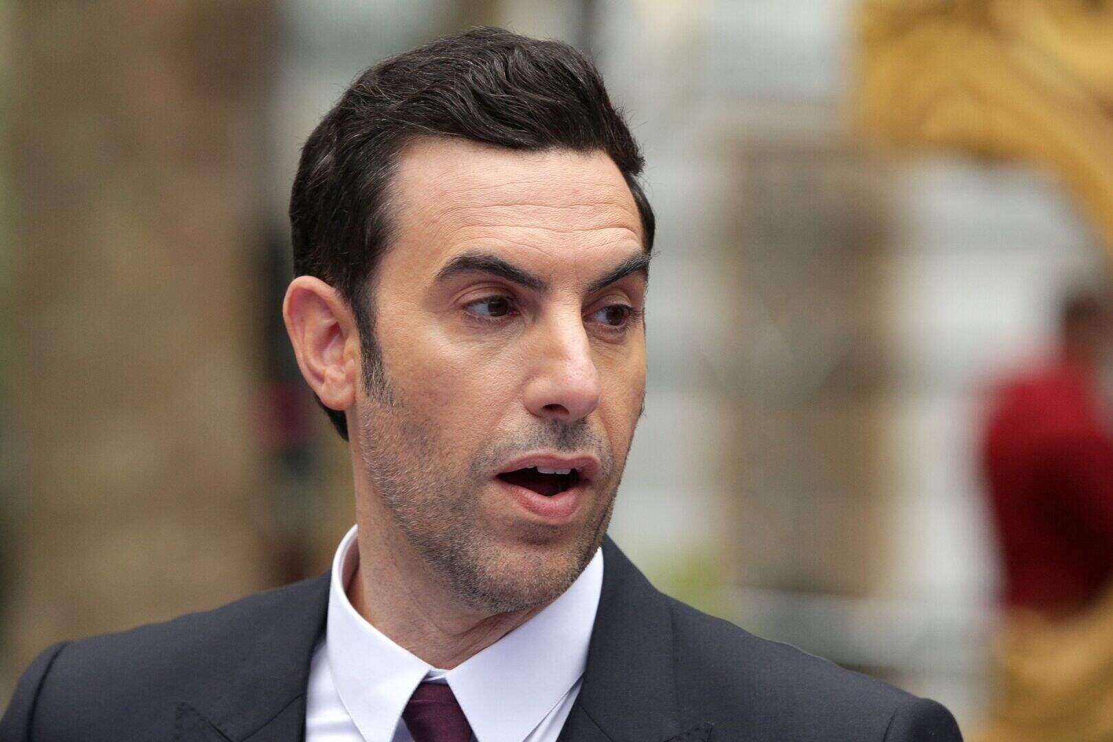 Sarah Palin claims Sacha Baron Cohen posed as a wounded veteran to dupe ...